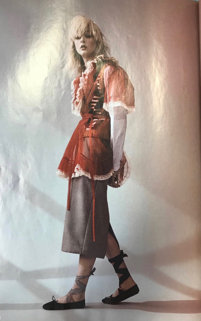 Annals of Catastrophic Posture, Fashion Edition - Spinefulness